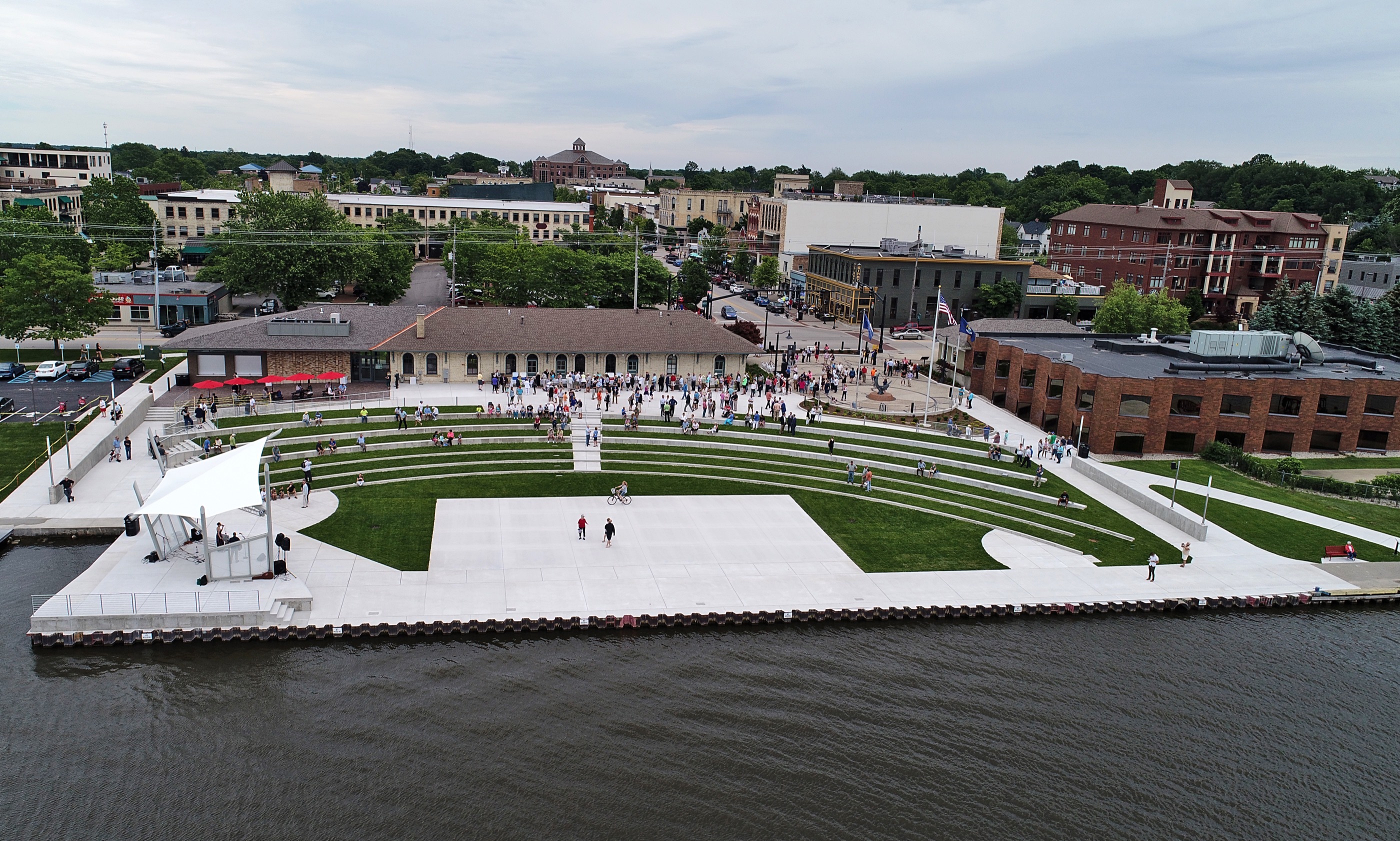 JSJ Corporation - Grand Haven Ribbon Cutting